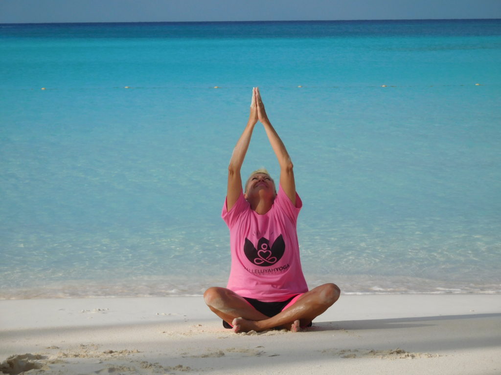 YOGA FOR PRAISING GOD CHALLENGE (Basic yoga postures that praise God ...