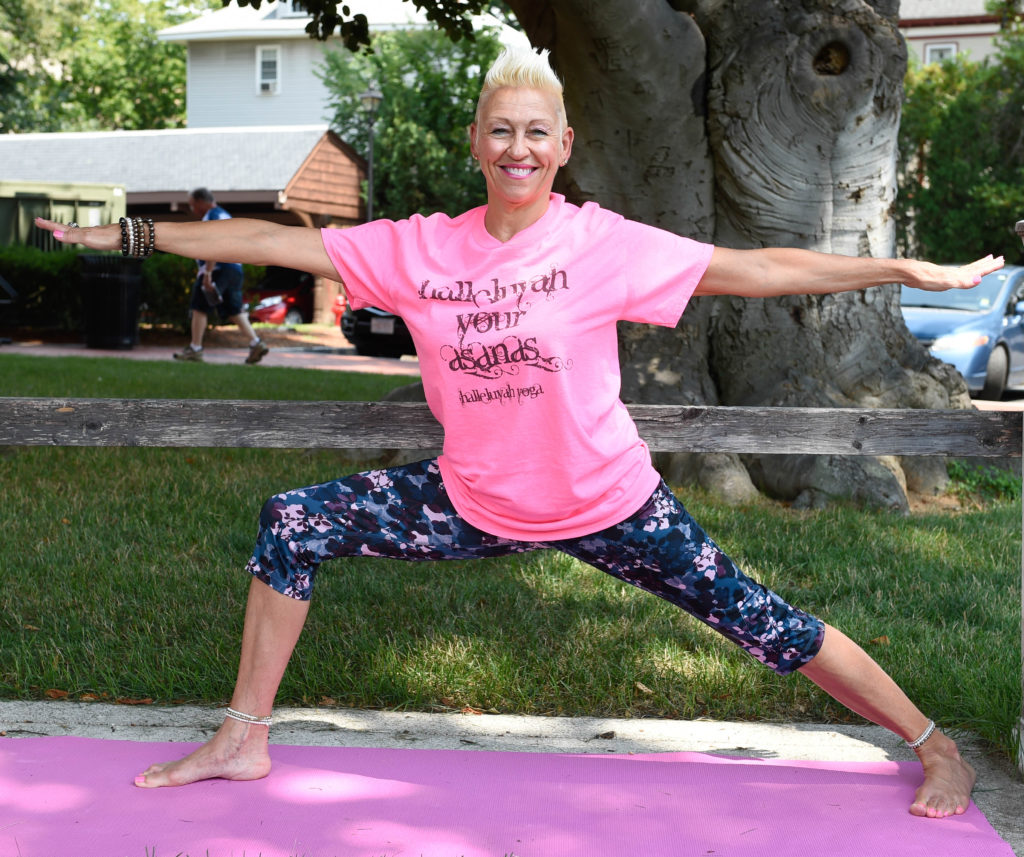 WARRIOR II POSE MINI YOGA CHALLENGE | Halleluyah Yoga